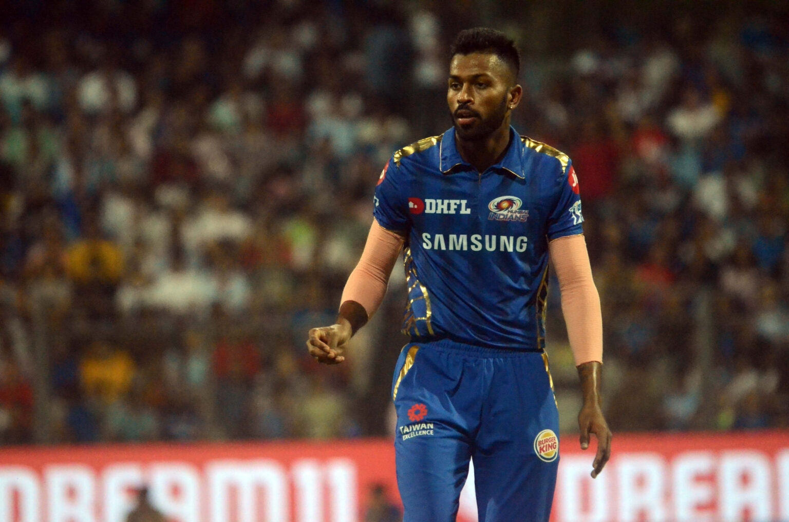 Hardik Pandya Steps Up as Mumbai Indians' New Captain: A Bold Move for ...