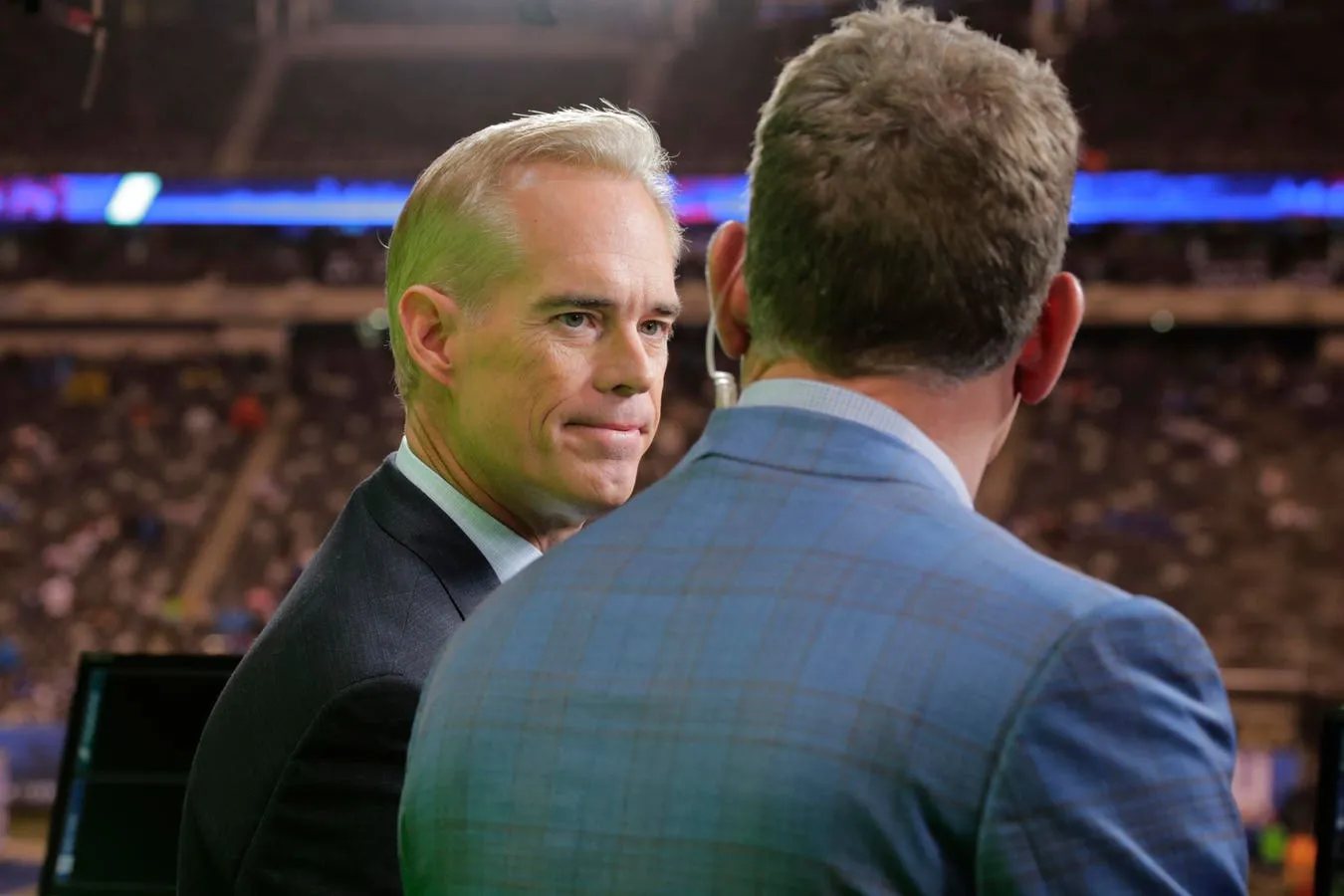 Joe Buck Returns to MLB Broadcast Booth for Yankees vs. Brewers Opening ...